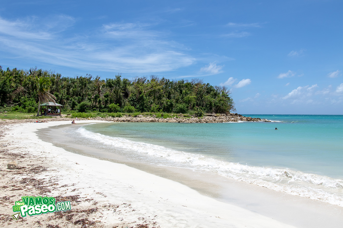 Playa Caracas, Vieques, Puerto Rico - Nos Vamos de Paseo
