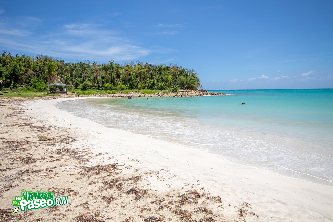 Playa Caracas, Vieques, Puerto Rico - Nos Vamos de Paseo